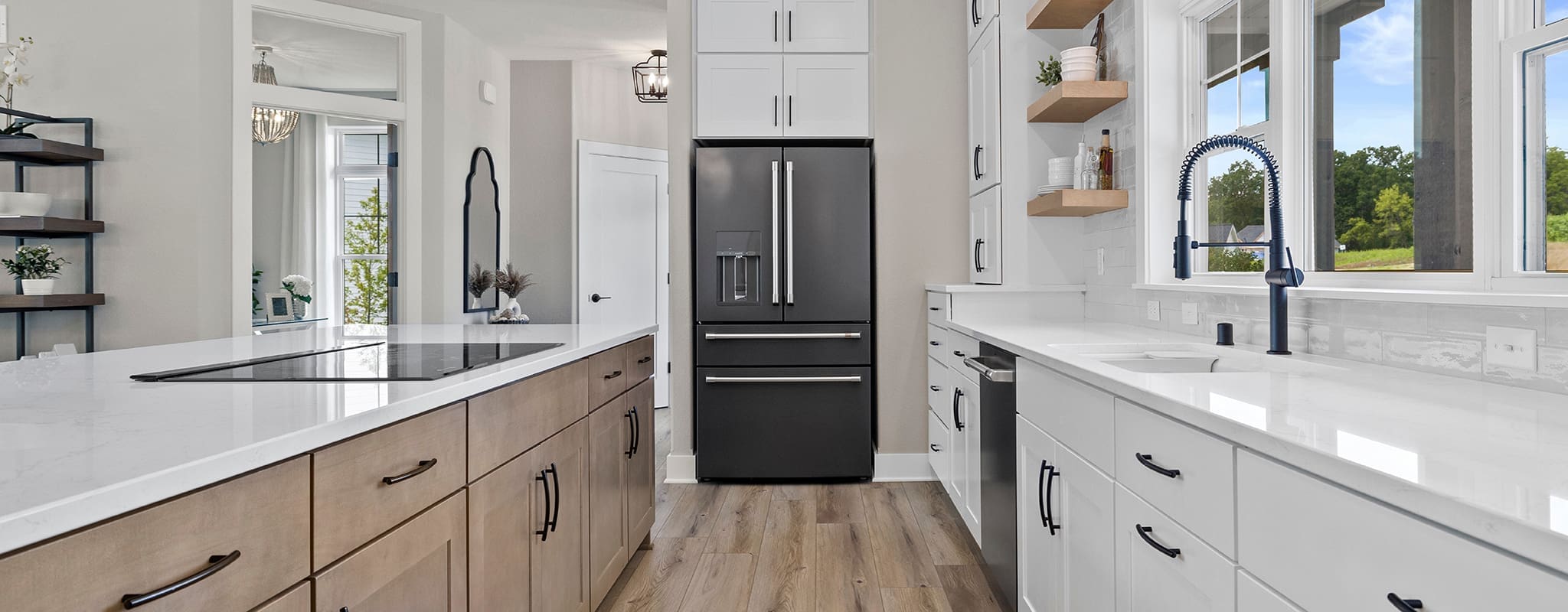 Advantages of Building a New Home vs Buying an Old Home